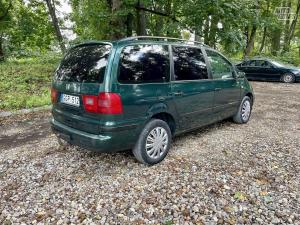 Zaļš Volkswagen Sharan 2001 Viļņa, ar dzinēja tilpumu 1.90 L un nobraukumu 352 tūkst. km par 1500 €, foto 5 vietnē AUTOMOTO.COM.LV