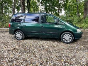 Zaļš Volkswagen Sharan 2001 Viļņa, ar dzinēja tilpumu 1.90 L un nobraukumu 352 tūkst. km par 1500 €, foto 7 vietnē AUTOMOTO.COM.LV