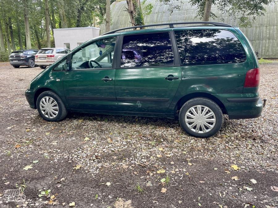 Zaļš Volkswagen Sharan 2001 Viļņa, ar dzinēja tilpumu 1.90 L un nobraukumu 352 tūkst. km par 1500 €, foto 9 vietnē AUTOMOTO.COM.LV