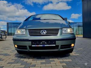 Zaļš Volkswagen Sharan 2004 Šauļi, ar dzinēja tilpumu 1.90 L un nobraukumu 290 tūkst. km par 2600 €, foto 3 vietnē AUTOMOTO.COM.LV