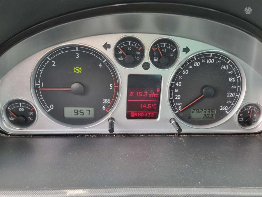 Zaļš Volkswagen Sharan 2004 Šauļi, ar dzinēja tilpumu 1.90 L un nobraukumu 290 tūkst. km par 2600 €, foto 22 vietnē AUTOMOTO.COM.LV