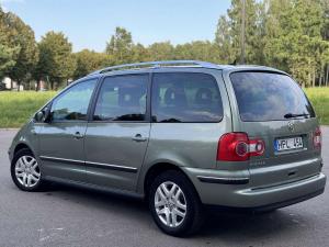 Zaļš Volkswagen Sharan 2004 Kauņa, ar dzinēja tilpumu 1.90 L un nobraukumu 259 tūkst. km par 3950 €, foto 14 vietnē AUTOMOTO.COM.LV