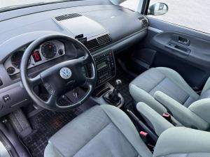Zaļš Volkswagen Sharan 2004 Kauņa, ar dzinēja tilpumu 1.90 L un nobraukumu 259 tūkst. km par 3950 €, foto 17 vietnē AUTOMOTO.COM.LV