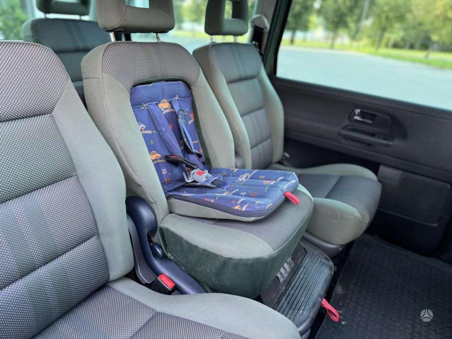 Zaļš Volkswagen Sharan 2004 Kauņa, ar dzinēja tilpumu 1.90 L un nobraukumu 259 tūkst. km par 3950 €, foto 21 vietnē AUTOMOTO.COM.LV