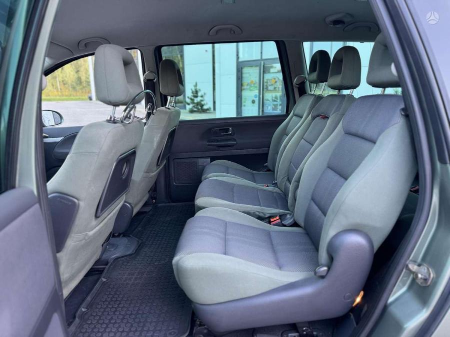Zaļš Volkswagen Sharan 2004 Kauņa, ar dzinēja tilpumu 1.90 L un nobraukumu 259 tūkst. km par 3950 €, foto 23 vietnē AUTOMOTO.COM.LV
