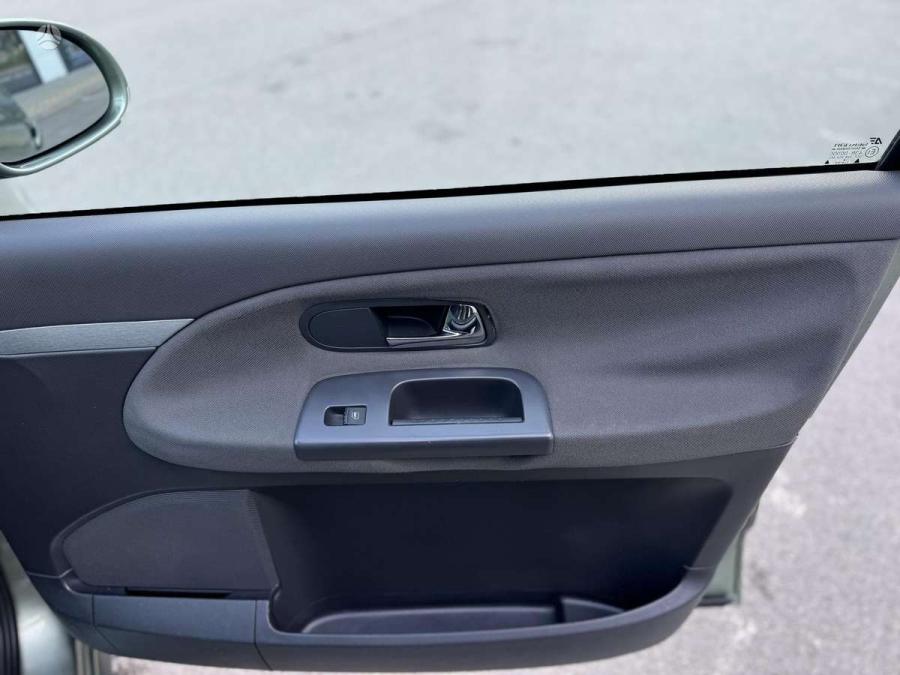 Zaļš Volkswagen Sharan 2004 Kauņa, ar dzinēja tilpumu 1.90 L un nobraukumu 259 tūkst. km par 3950 €, foto 28 vietnē AUTOMOTO.COM.LV