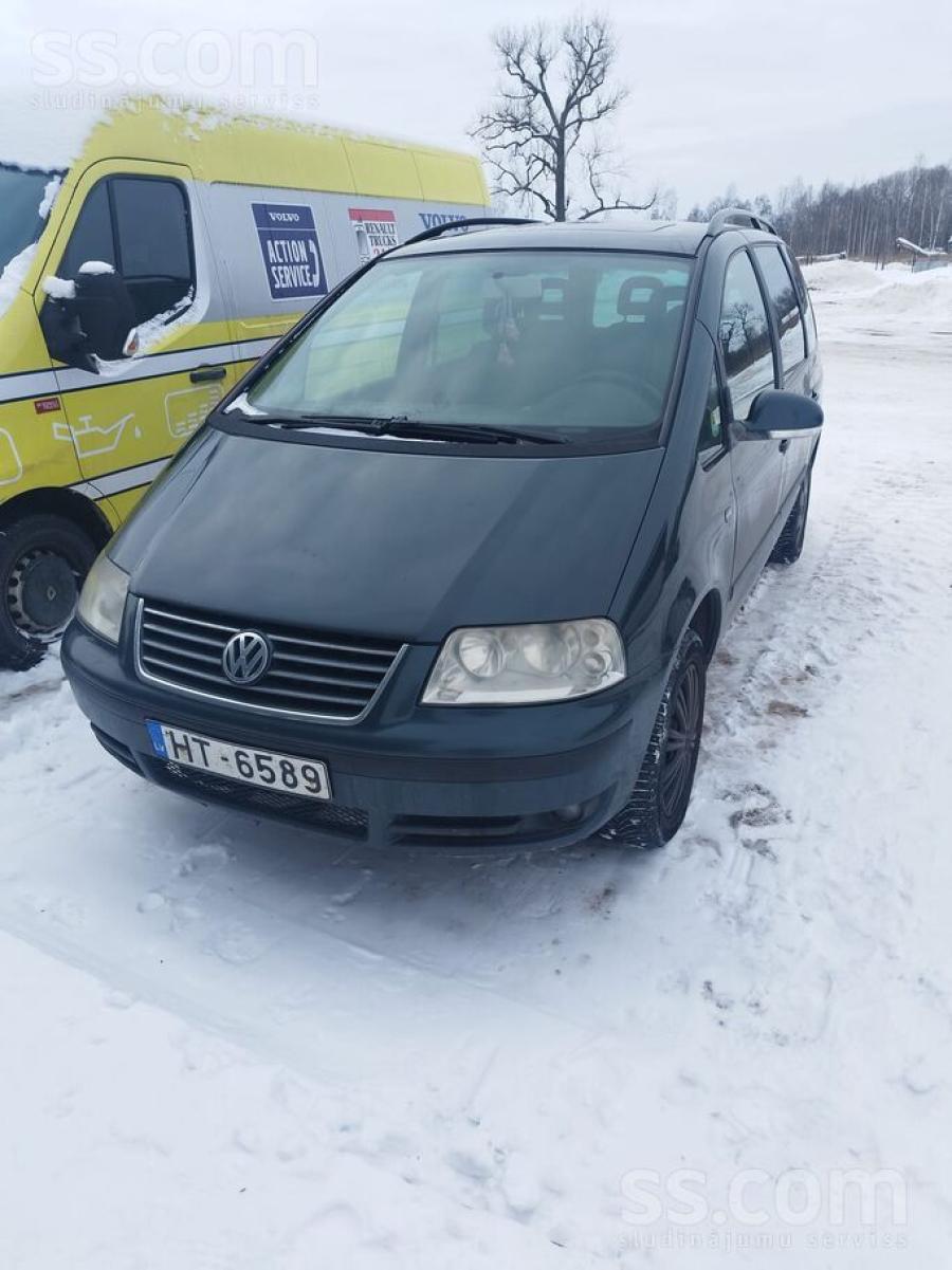 Zaļš Volkswagen Sharan 2005 Daugavpils, ar dzinēja tilpumu 1.90 L un nobraukumu 489 tūkst. km par 800 €, foto 1 vietnē AUTOMOTO.COM.LV