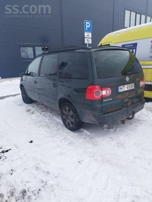 Zaļš Volkswagen Sharan 2005 Daugavpils, ar dzinēja tilpumu 1.90 L un nobraukumu 489 tūkst. km par 800 €, foto 5 vietnē AUTOMOTO.COM.LV