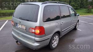 Green Volkswagen Sharan 2005 in Aluksne, with an engine capacity of 1.90 L and mileage of 434 thousand km for 1150 €, photo 4 on AUTOMOTO.COM.LV
