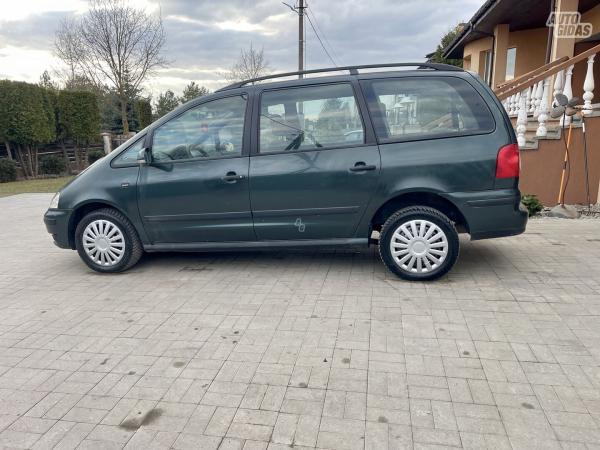 Green Volkswagen Sharan 2006 in Vilnius, with an engine capacity of 1.90 L and mileage of 380 thousand km for 2200 €, photo 6 on AUTOMOTO.COM.LV