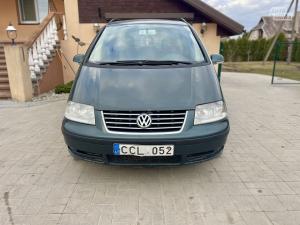 Green Volkswagen Sharan 2006 in Vilnius, with an engine capacity of 1.90 L and mileage of 380 thousand km for 2200 €, photo 7 on AUTOMOTO.COM.LV
