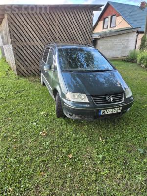 Green Volkswagen Sharan 2007 in Kuldiga, with an engine capacity of 2.00 L and mileage of 436 thousand km for 1000 €, photo  on AUTOMOTO.COM.LV
