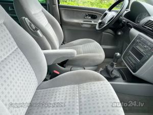 Зеленый Фольксваген Шаран 2002 в Вильянди, объемом двигателя 1.90 л и пробегом 141 тыс. км за 6500 €, фото 4 на AUTOMOTO.COM.LV