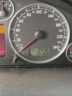 Zaļš Volkswagen Sharan 2005 Širvintos, ar dzinēja tilpumu 1.90 L un nobraukumu 314 tūkst. km par 2650 €, foto  vietnē AUTOMOTO.COM.LV