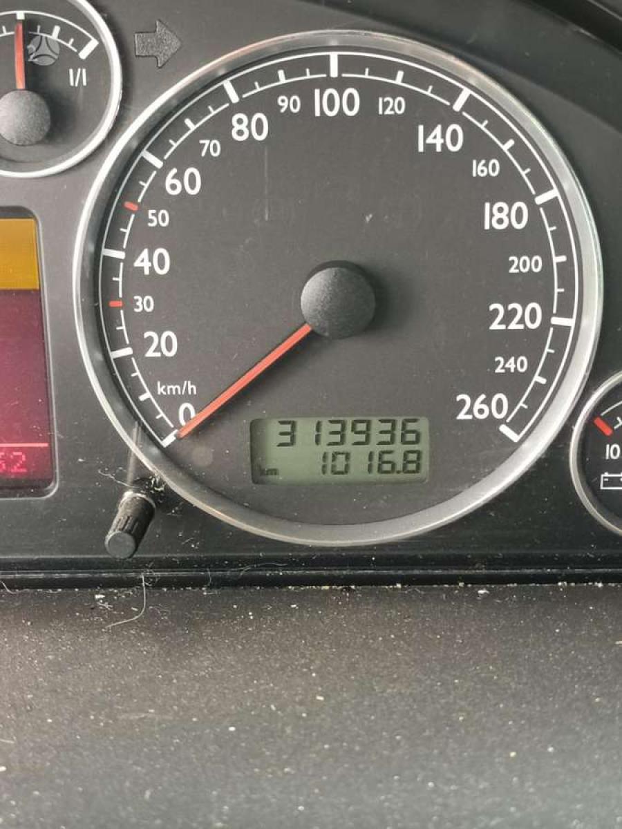 Zaļš Volkswagen Sharan 2005 Širvintos, ar dzinēja tilpumu 1.90 L un nobraukumu 314 tūkst. km par 2650 €, foto 1 vietnē AUTOMOTO.COM.LV