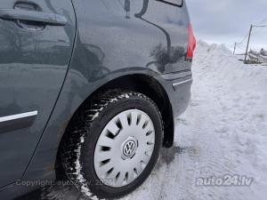 Green Volkswagen Sharan 2007 in Haapsalu, with an engine capacity of 1.90 L and mileage of 348 thousand km for 3998 €, photo 7 on AUTOMOTO.COM.LV