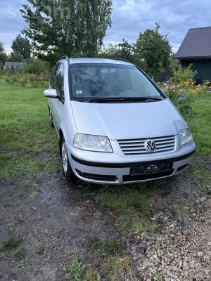 Grey Volkswagen Sharan 2002 in Jekabpils, with an engine capacity of 1.90 L and mileage of 217 thousand km for 950 €, photo  on AUTOMOTO.COM.LV