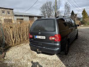 Pelēks Volkswagen Sharan 2007 Kohtla-Jerve, ar dzinēja tilpumu 1.90 L un nobraukumu 0 tūkst. km par 3000 €, foto 8 vietnē AUTOMOTO.COM.LV