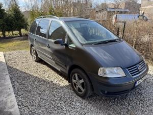 Pelēks Volkswagen Sharan 2007 Kohtla-Jerve, ar dzinēja tilpumu 1.90 L un nobraukumu 0 tūkst. km par 3000 €, foto 11 vietnē AUTOMOTO.COM.LV
