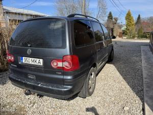 Pelēks Volkswagen Sharan 2007 Kohtla-Jerve, ar dzinēja tilpumu 1.90 L un nobraukumu 0 tūkst. km par 3000 €, foto 12 vietnē AUTOMOTO.COM.LV