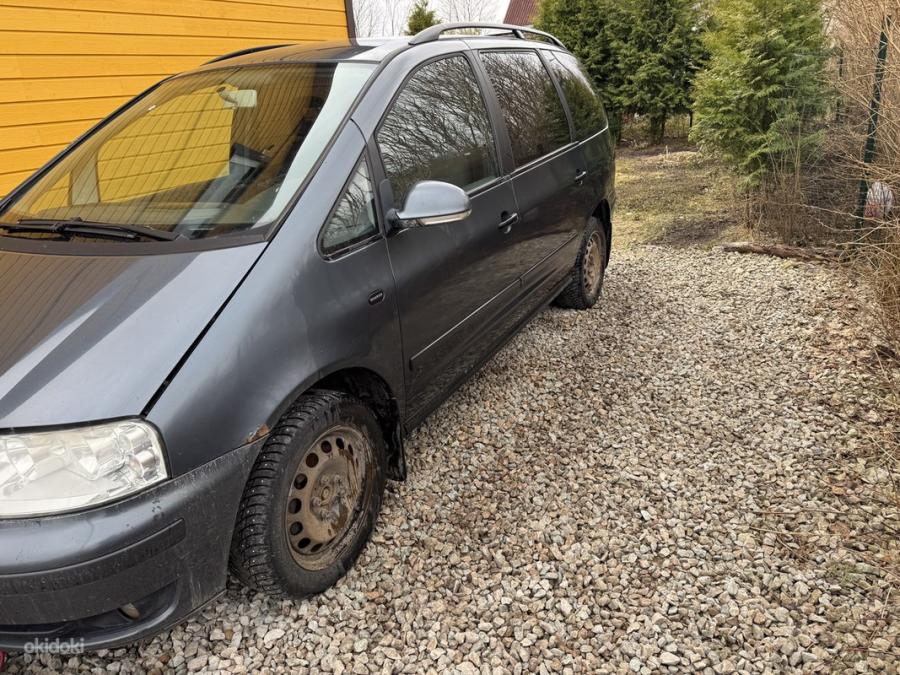 Pelēks Volkswagen Sharan 2007 Kohtla-Jerve, ar dzinēja tilpumu 1.90 L un nobraukumu 0 tūkst. km par 3000 €, foto 15 vietnē AUTOMOTO.COM.LV
