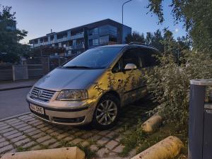 Grey Volkswagen Sharan 2005 in Tallinn, with an engine capacity of 1.90 L and mileage of 265 thousand km for 5200 €, photo 3 on AUTOMOTO.COM.LV