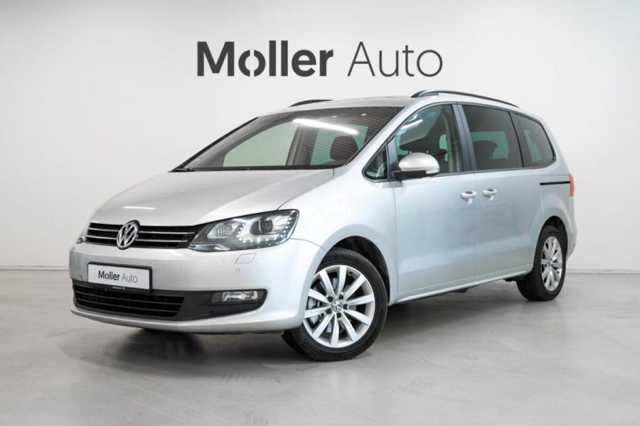 Grey Volkswagen Sharan 2010 in Vilnius, with an engine capacity of 2.00 L and mileage of 363 thousand km for 6500 €, photo 1 on AUTOMOTO.COM.LV