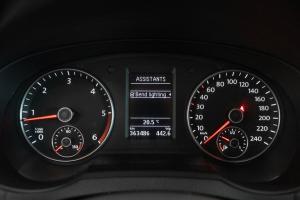 Grey Volkswagen Sharan 2010 in Vilnius, with an engine capacity of 2.00 L and mileage of 363 thousand km for 6500 €, photo 12 on AUTOMOTO.COM.LV