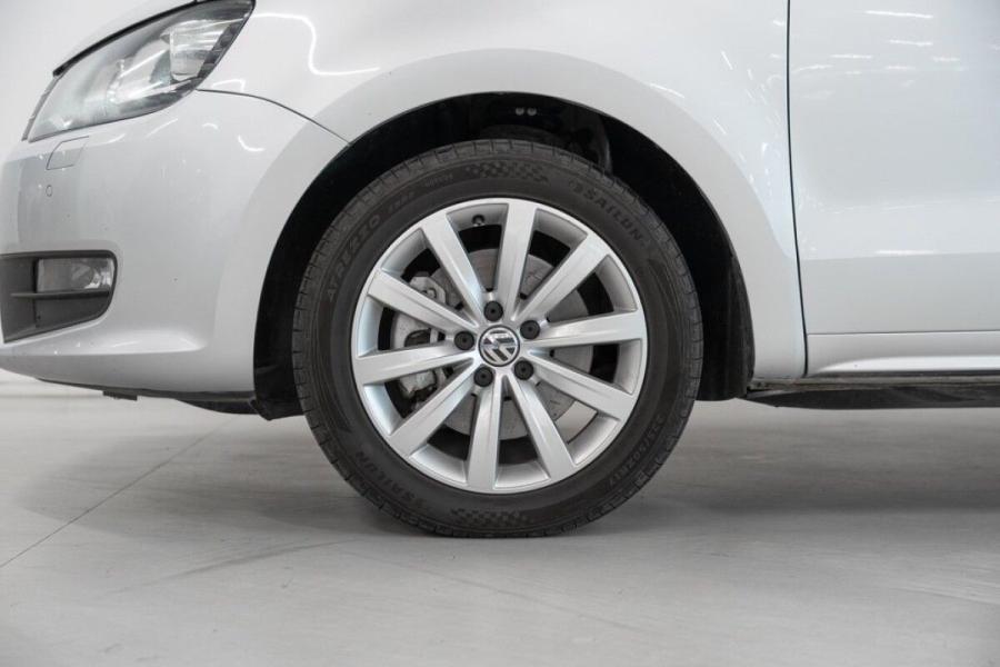 Grey Volkswagen Sharan 2010 in Vilnius, with an engine capacity of 2.00 L and mileage of 363 thousand km for 6500 €, photo 24 on AUTOMOTO.COM.LV