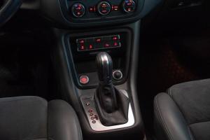 Grey Volkswagen Sharan 2017 in Vilnius, with an engine capacity of 2.00 L and mileage of 260 thousand km for 13900 €, photo 16 on AUTOMOTO.COM.LV