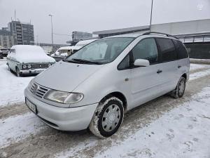 Grey Volkswagen Sharan 1998 in Vilnius, with an engine capacity of 1.90 L and mileage of 327 thousand km for 1200 €, photo 2 on AUTOMOTO.COM.LV