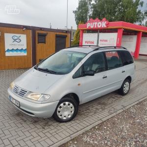 Pelēks Volkswagen Sharan 1999 Šilutė, ar dzinēja tilpumu 1.90 L un nobraukumu 370 tūkst. km par 1150 €, foto  vietnē AUTOMOTO.COM.LV