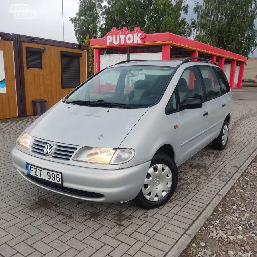 Pelēks Volkswagen Sharan 1999 Šilutė, ar dzinēja tilpumu 1.90 L un nobraukumu 370 tūkst. km par 1150 €, foto 4 vietnē AUTOMOTO.COM.LV