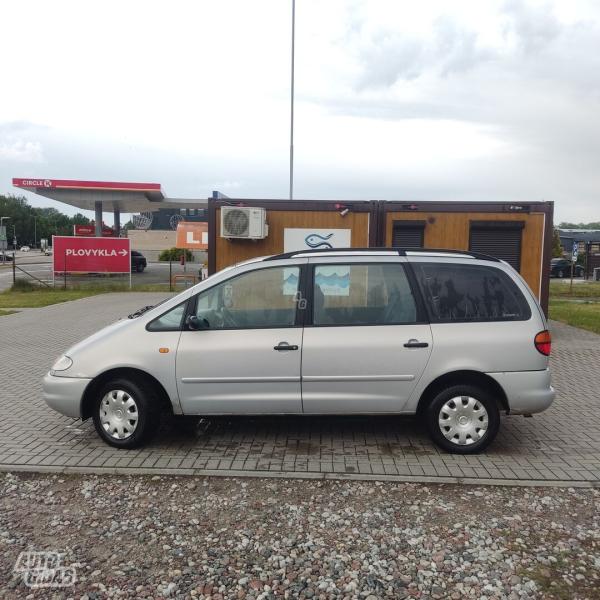 Grey Volkswagen Sharan 1999 in Silute, with an engine capacity of 1.90 L and mileage of 370 thousand km for 1150 €, photo 6 on AUTOMOTO.COM.LV