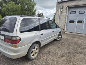 Pelēks Volkswagen Sharan 1999 Rokiškis, ar dzinēja tilpumu 0.00 L un nobraukumu 424 tūkst. km par 850 €, foto 8 vietnē AUTOMOTO.COM.LV