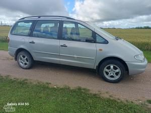 Grey Volkswagen Sharan 1999 in Jurbarkas, with an engine capacity of 1.90 L and mileage of 3 thousand km for 1400 €, photo 3 on AUTOMOTO.COM.LV