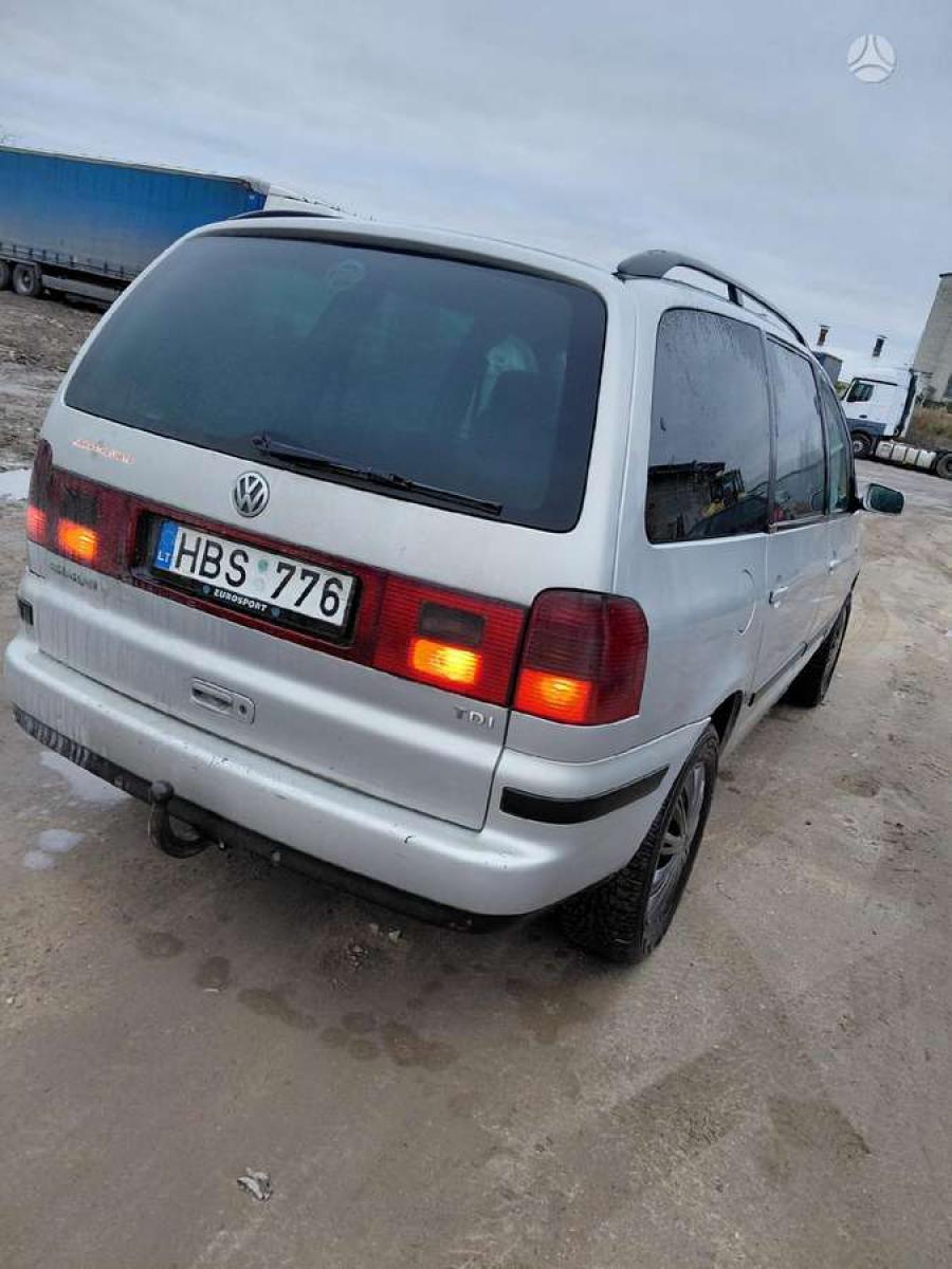 Серый Фольксваген Шаран 2000 в Кайшядорис, объемом двигателя 1.90 л и пробегом 434 тыс. км за 1200 €, фото 5 на AUTOMOTO.COM.LV