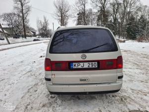 Grey Volkswagen Sharan 2001 in Vilnius, with an engine capacity of 1.90 L and mileage of 483 thousand km for 1500 €, photo 3 on AUTOMOTO.COM.LV