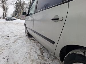 Grey Volkswagen Sharan 2001 in Vilnius, with an engine capacity of 1.90 L and mileage of 483 thousand km for 1500 €, photo 5 on AUTOMOTO.COM.LV