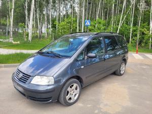 Grey Volkswagen Sharan 2001 in Vilnius, with an engine capacity of 1.90 L and mileage of 303 thousand km for 2250 €, photo  on AUTOMOTO.COM.LV