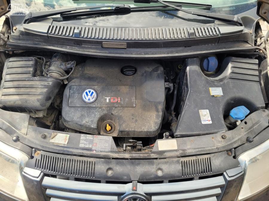 Grey Volkswagen Sharan 2001 in Vilnius, with an engine capacity of 1.90 L and mileage of 303 thousand km for 2250 €, photo 22 on AUTOMOTO.COM.LV