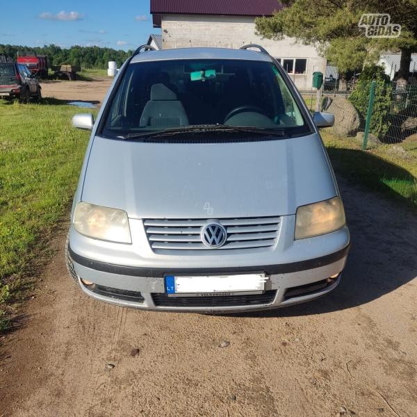 Grey Volkswagen Sharan 2001 in Silute, with an engine capacity of 1.90 L and mileage of 370 thousand km for 850 €, photo 2 on AUTOMOTO.COM.LV