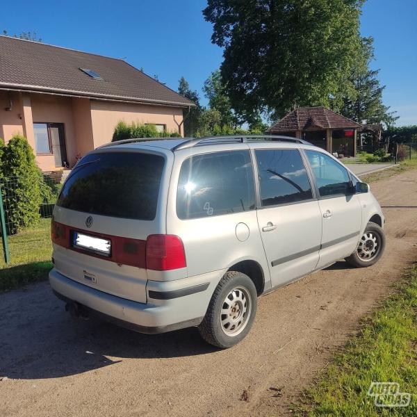 Grey Volkswagen Sharan 2001 in Silute, with an engine capacity of 1.90 L and mileage of 370 thousand km for 850 €, photo 4 on AUTOMOTO.COM.LV