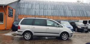 Grey Volkswagen Sharan 2001 in Valmiera, with an engine capacity of 1.90 L and mileage of 313 thousand km for 1400 €, photo 3 on AUTOMOTO.COM.LV