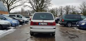 Grey Volkswagen Sharan 2001 in Valmiera, with an engine capacity of 1.90 L and mileage of 313 thousand km for 1400 €, photo 5 on AUTOMOTO.COM.LV