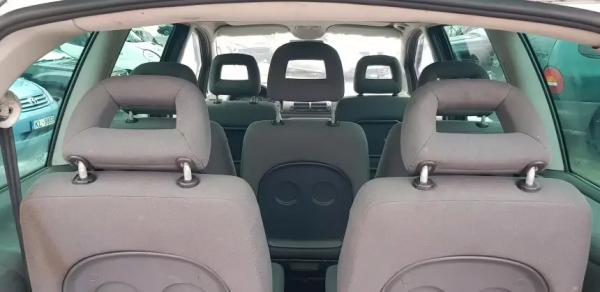 Grey Volkswagen Sharan 2001 in Valmiera, with an engine capacity of 1.90 L and mileage of 313 thousand km for 1400 €, photo 10 on AUTOMOTO.COM.LV