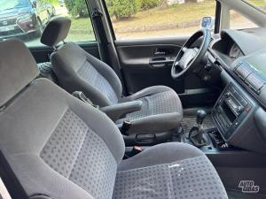 Grey Volkswagen Sharan 2001 in Vilnius, with an engine capacity of 1.90 L and mileage of 300 thousand km for 1000 €, photo 11 on AUTOMOTO.COM.LV