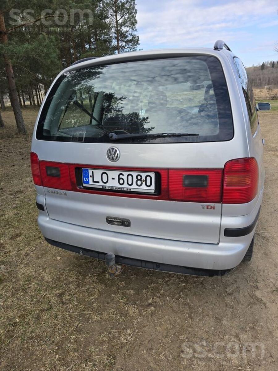 Pelēks Volkswagen Sharan 2001 Dobele, ar dzinēja tilpumu 1.90 L un nobraukumu 411 tūkst. km par 1965 €, foto 7 vietnē AUTOMOTO.COM.LV