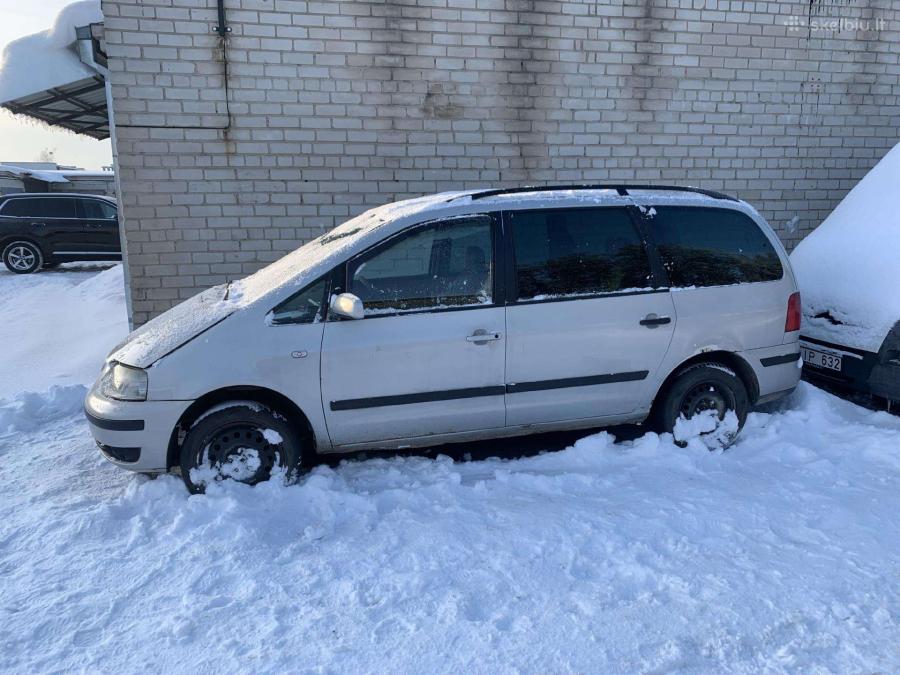 Серый Фольксваген Шаран 2002 в Каунас, объемом двигателя 1.90 л и пробегом 555 тыс. км за 800 €, фото 2 на AUTOMOTO.COM.LV
