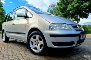 Grey Volkswagen Sharan 2002 in Radviliskis, with an engine capacity of 1.90 L and mileage of 251 thousand km for 3750 €, photo 6 on AUTOMOTO.COM.LV